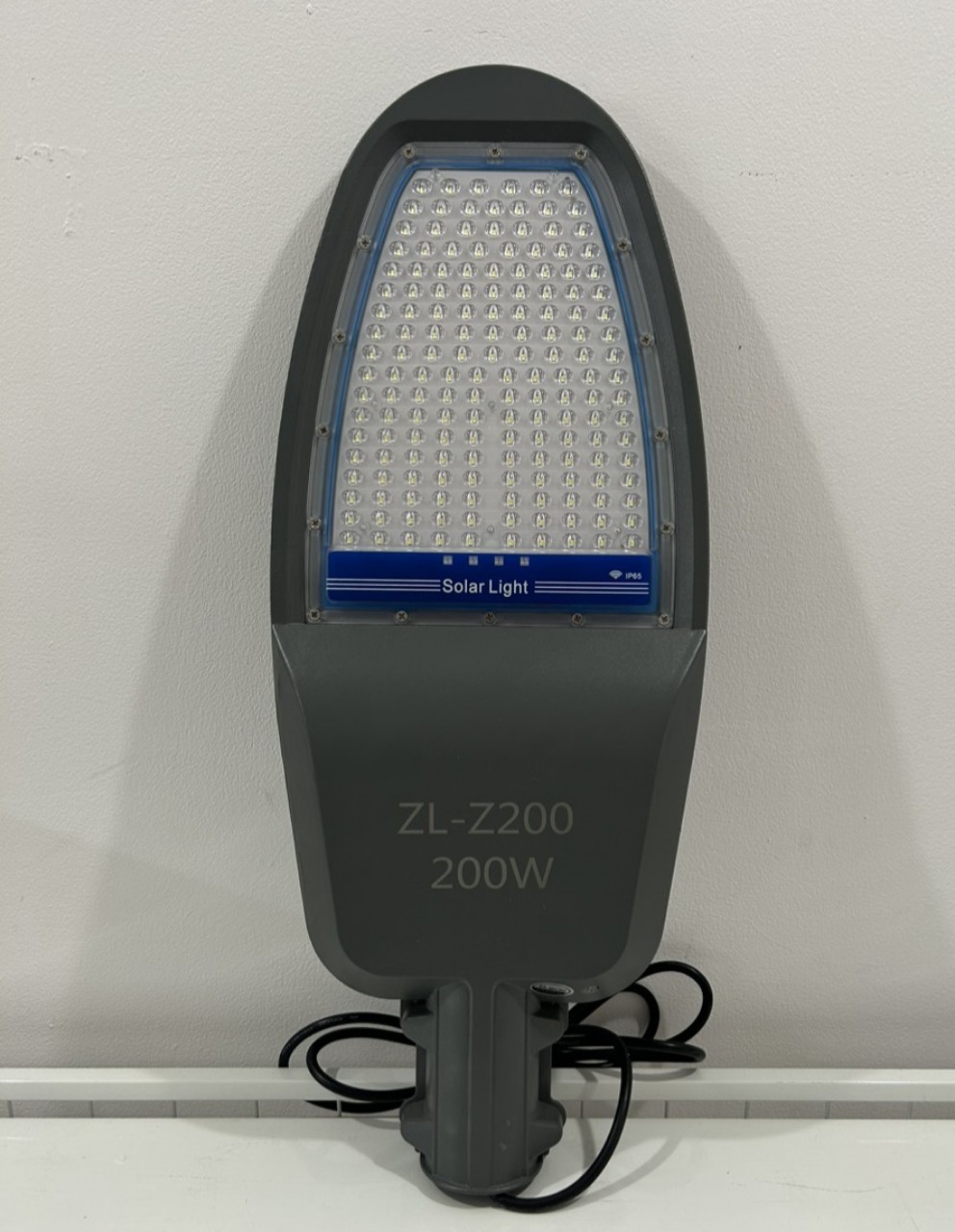 Đèn đường năng lượng mặt trời ZL Z200 200W - DH LEND - [ Uy tín hàng đầu ]